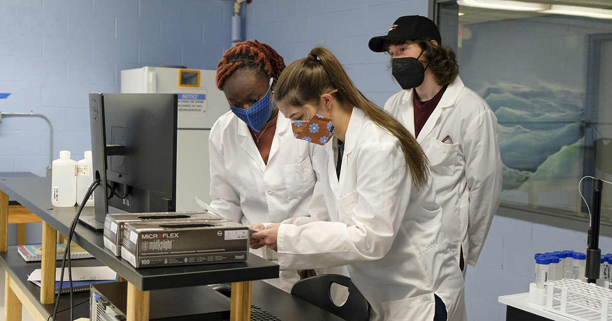 Flint Community Lab aims to test water in 2,500 homes by end of year ...