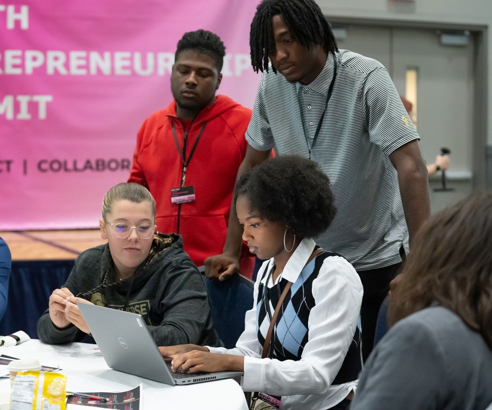 Home | Mott Foundation